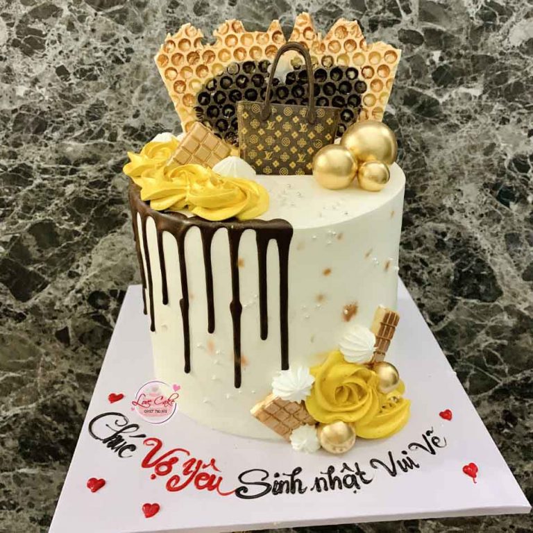 Bánh Kem Cho Vợ Yêu Túi LV Sang Trọng- Giao hàng nhanh HCM